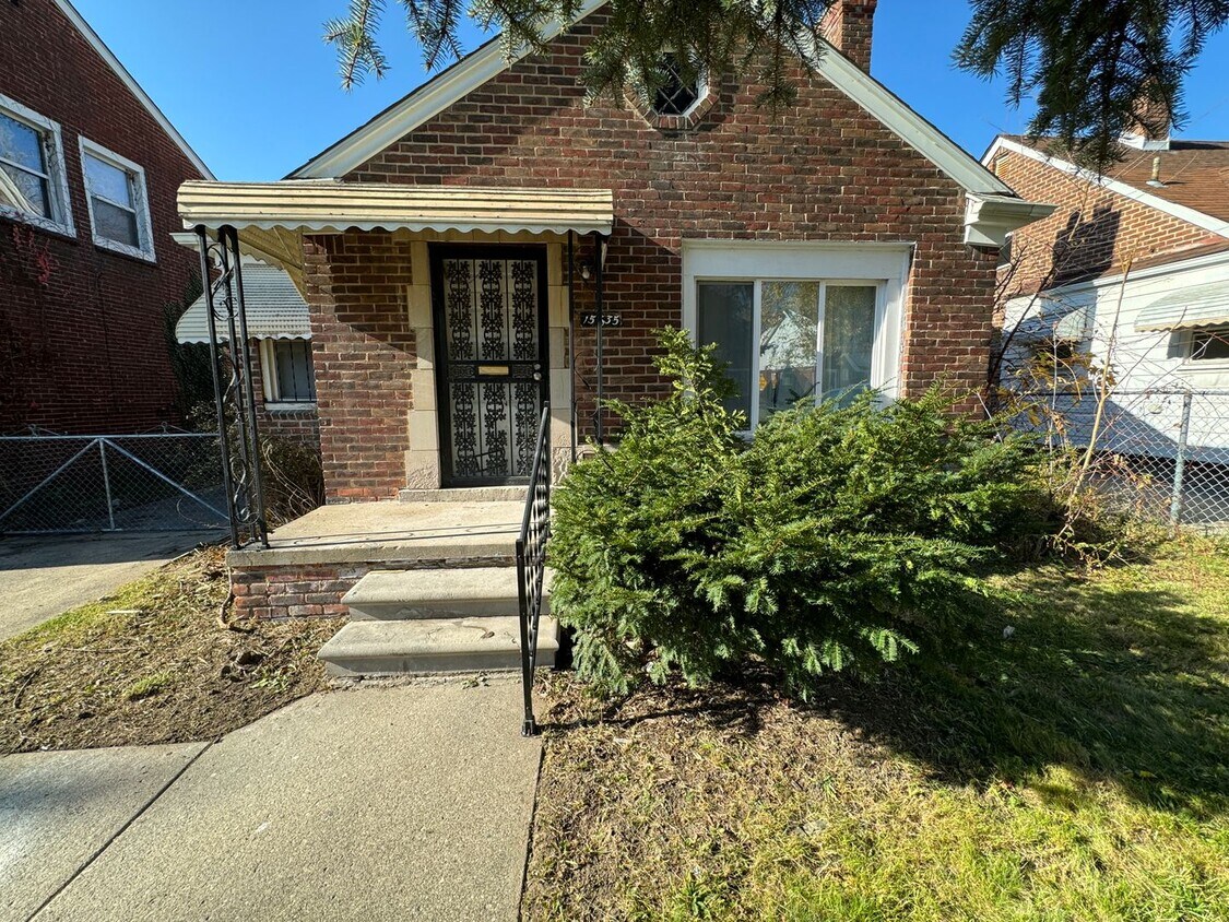 15335 Vaughan St, Detroit, MI 48223 - House Rental in Detroit, MI ...