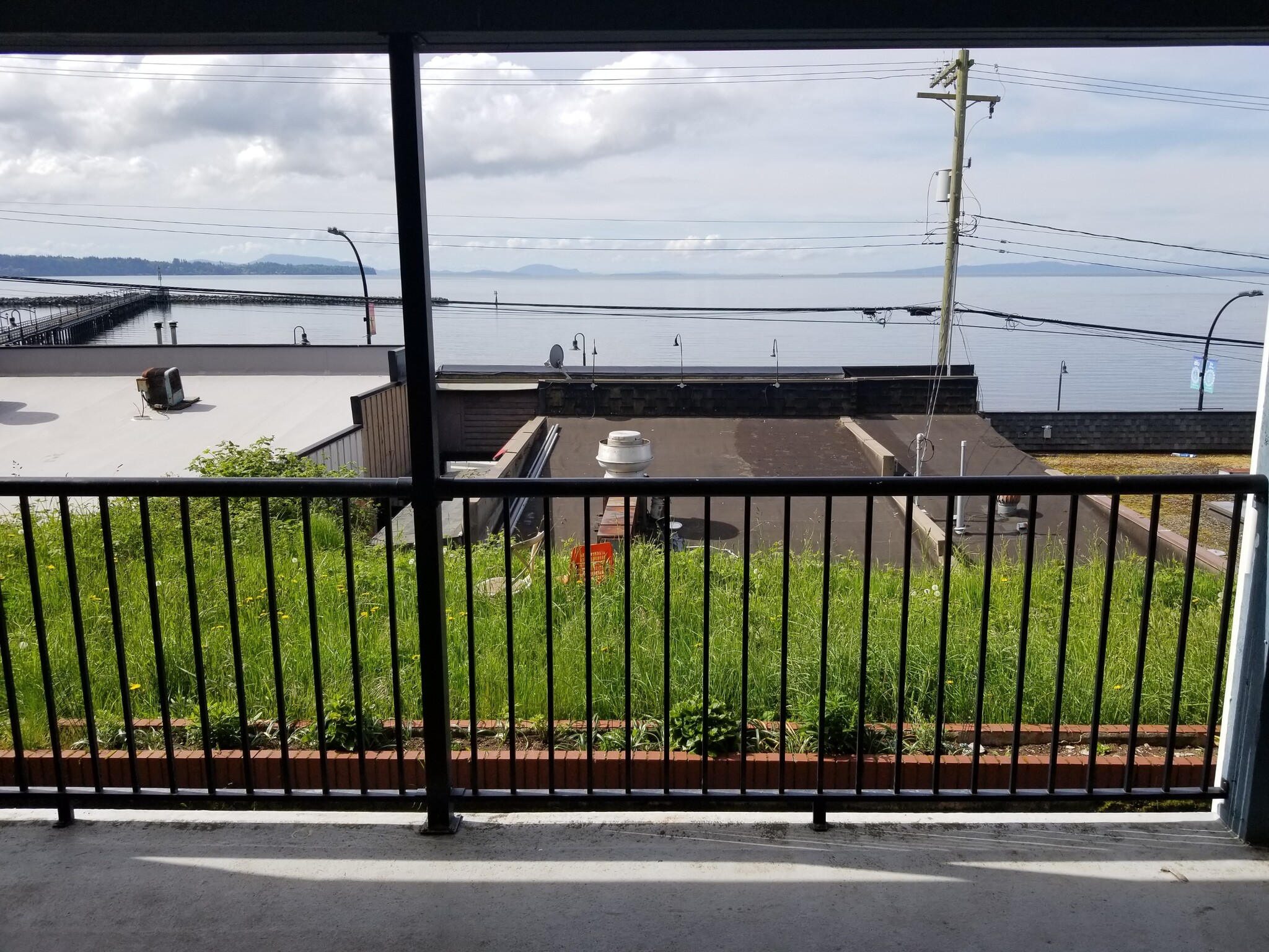 1081 Martin St Unit 102, White Rock, BC V4B 3V8 - Apartment for Rent in ...