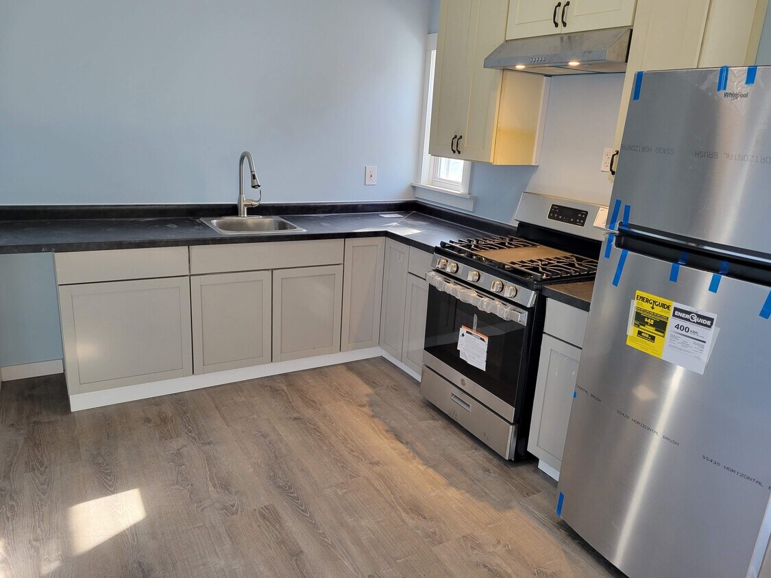 1438 S 3rd St Unit Lower, Milwaukee, WI 53204 - 1438 S 3rd St Milwaukee ...