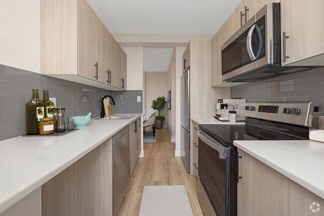 Hamilton Central B Hamilton Apartments for Rent - Hamilton, ON - 3 ...