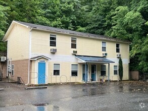 Rabbit Ridge Condos for Rent - Cullowhee, NC - 2 Rentals | Apartments.com