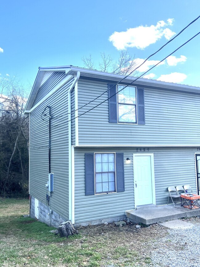 2429 Woodale Ln, Nashville, TN 37207 - Townhome Rentals in Nashville TN ...