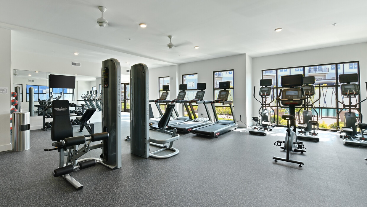 The Residences at Golf Village - 7490 Greylock Forest Ave Powell, OH ...