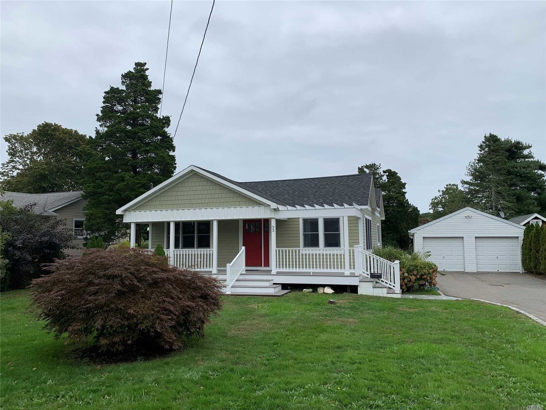 33 N Howells Point Rd, Bellport Village, NY 11713 - House Rental in ...