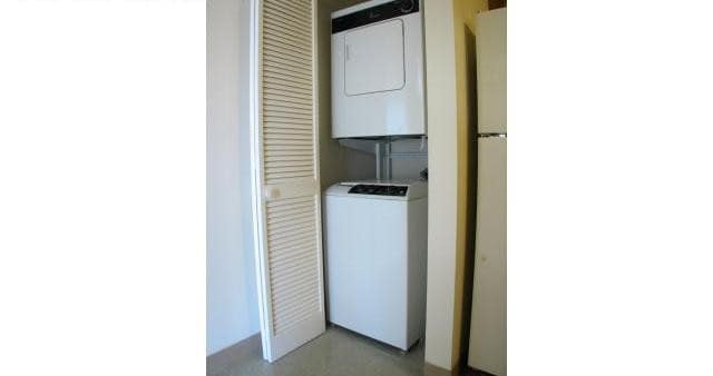 Guilford Manor - 2 W University Pky Baltimore, MD 21218 | Apartments.com