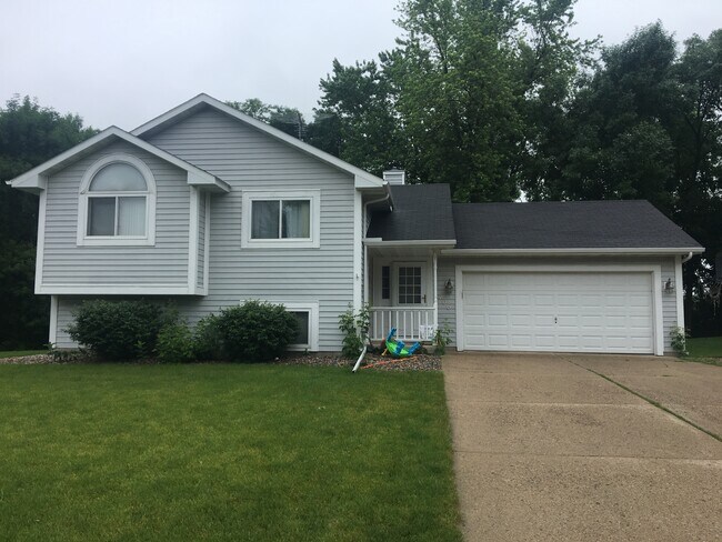 Warsaw MN Houses for Rent with Yard - 2 Homes | Apartments.com