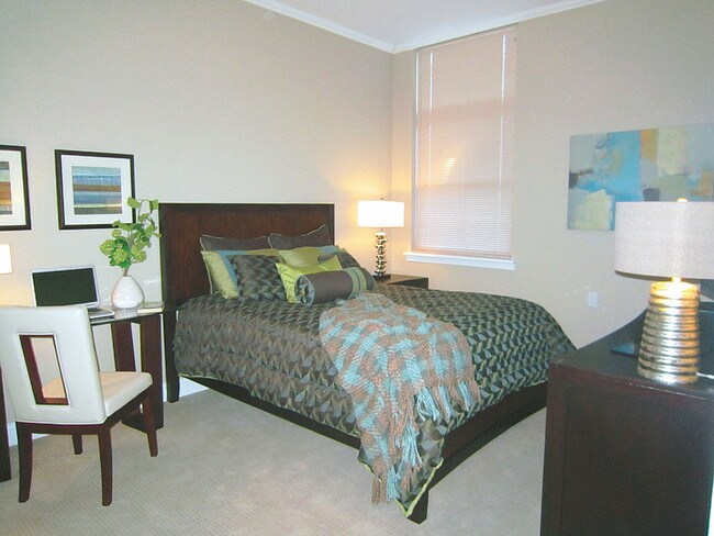 One Franklin Square - Apartments in Syracuse, NY | Apartments.com