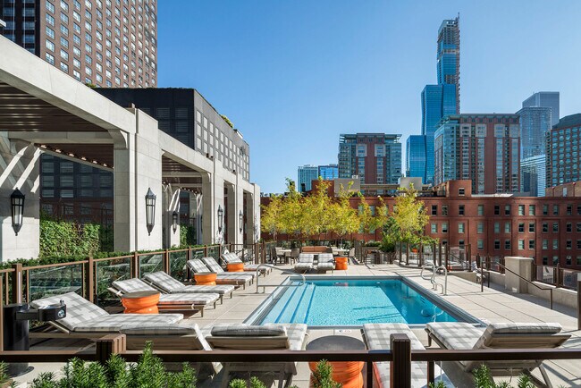 One Bennett Park Apartments - 514 N Peshtigo Ct Chicago, IL ...