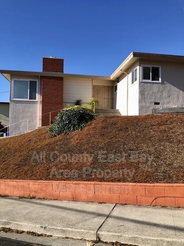 5955 Monterey Ave, Richmond, CA 94805 - House Rental in Richmond, CA ...