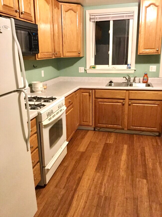 740 6th St Unit 740, Oakmont, PA 15139 - Apartment for Rent in Oakmont ...