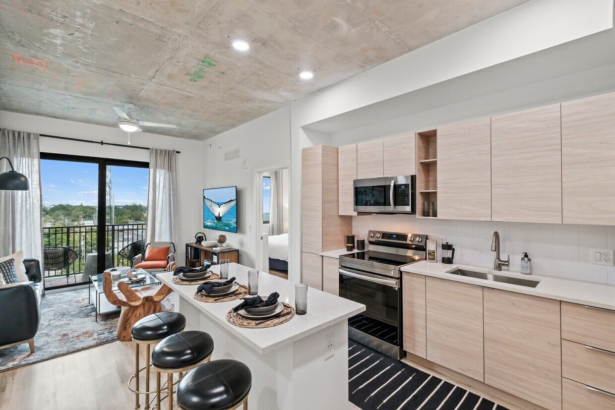 Windsor Ludlam Trail - Apartments in Miami, FL | Apartments.com