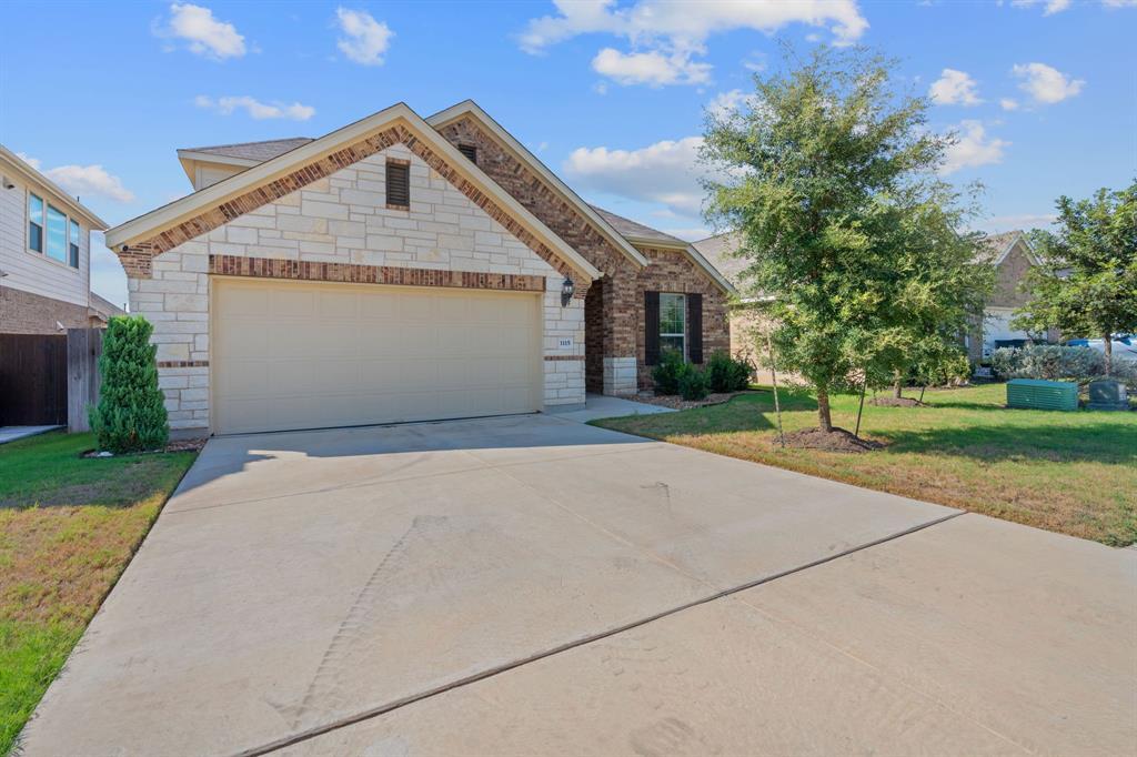 1115 Leadtree Loop, Mustang Ridge, TX 78610 - House Rental in Mustang ...