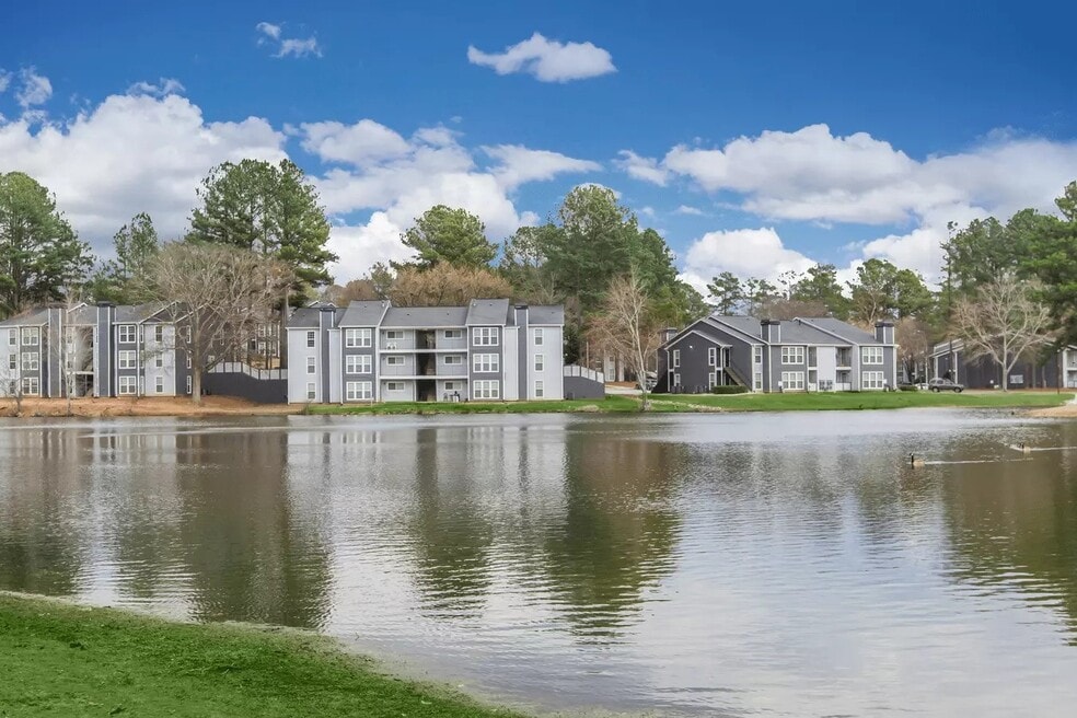Apartments for Rent with Extra Storage Near St John's Crossing ...