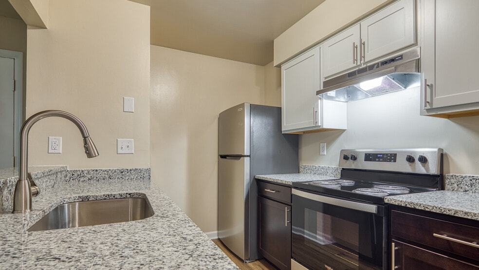 Allure at Edinburgh - 249 Allure Ln Chesapeake, VA 23322 | Apartments.com
