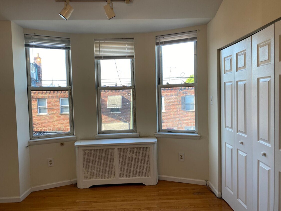 730 Tasker St Unit 2, Philadelphia, PA 19148 - Room for Rent in ...