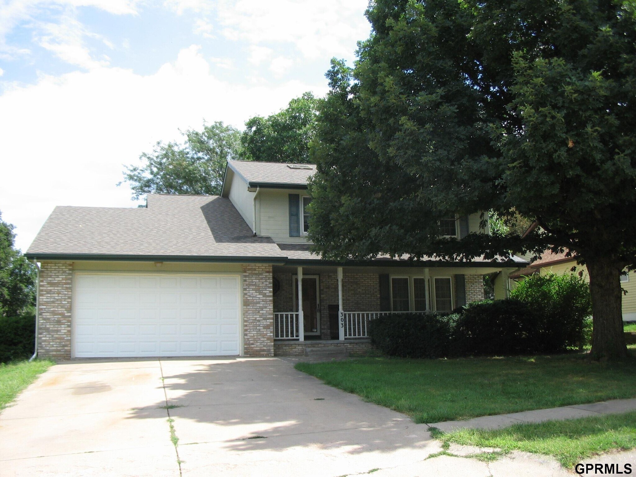 303 Pierce St, Papillion, NE 68046 - House Rental in Papillion, NE ...