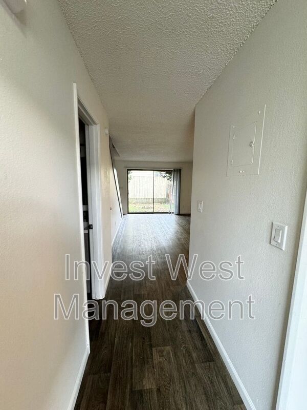 1960-1933 33rd Ave Unit 06, Longview, WA 98632 - Condo for Rent in ...