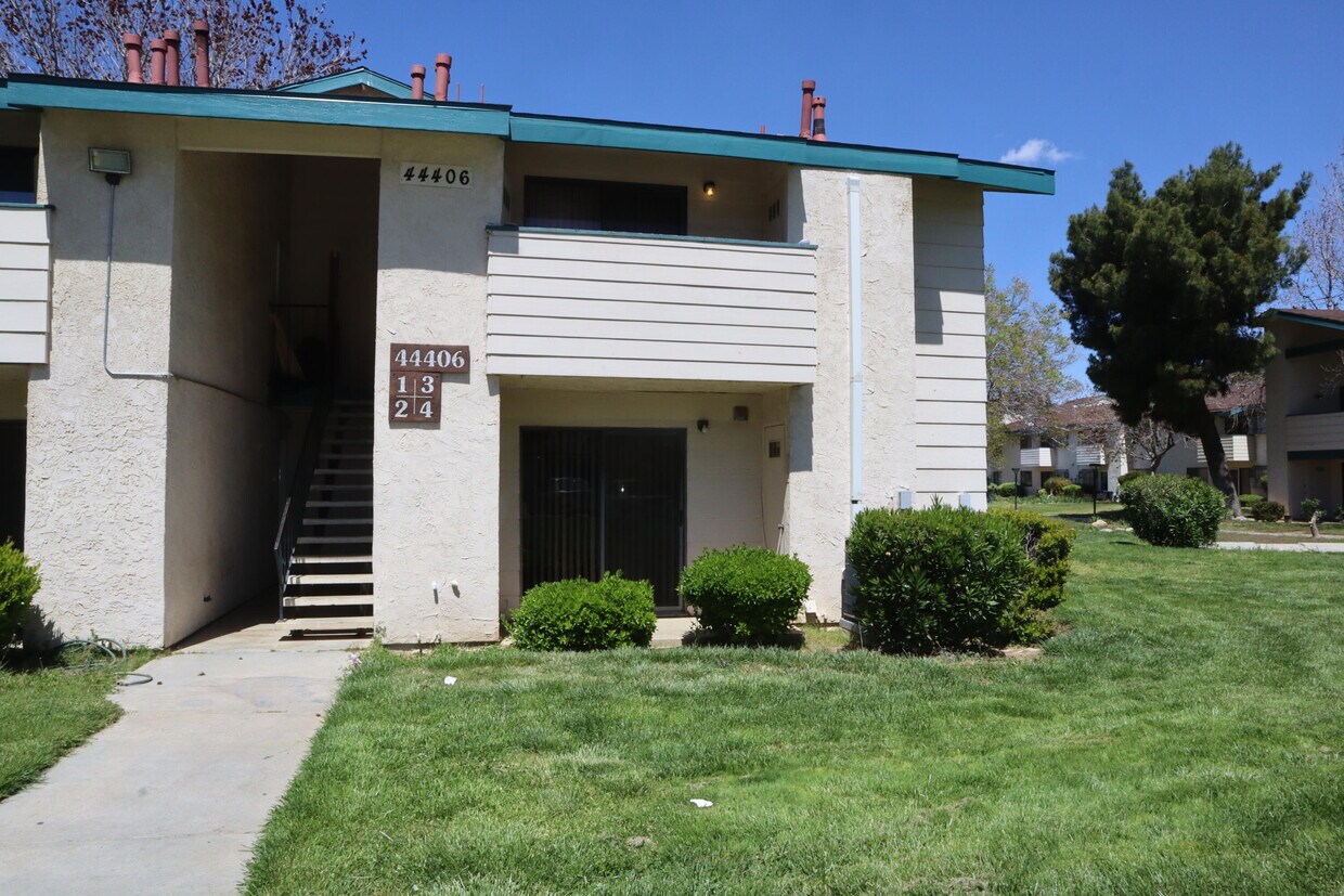 44406 15th, Lake Los Angeles, CA 93535 - House Rental in Lake Los Angeles, CA | Apartments.com