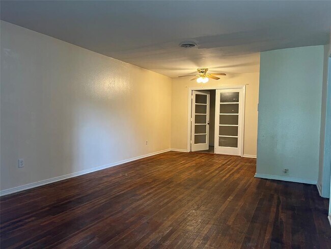 5719 Ridgeway Dr, Houston, TX 77033 - House Rental in Houston, TX ...