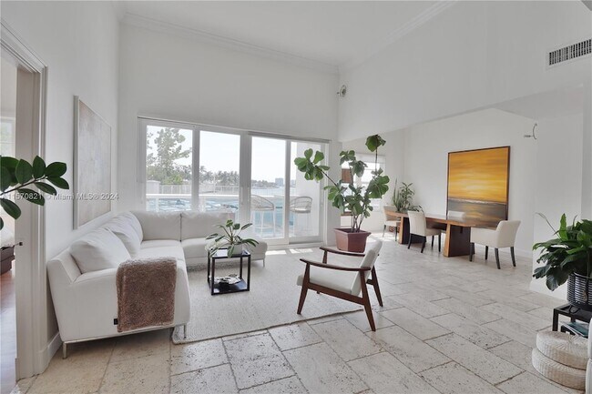 6770 Indian Creek Dr Unit T-E, Miami, FL 33141 | Apartments.com