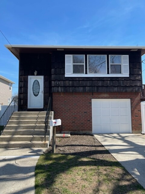 721 Bellmore Rd, North Bellmore, NY 11710 - House Rental in North ...