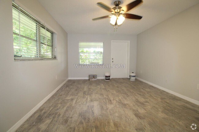 Colonial Terrace Apartments for Rent with Hardwood Floors - Sarasota ...