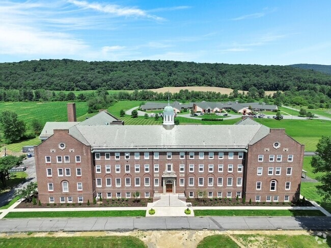 Apartments for Rent with Hardwood Floors in West Brunswick PA