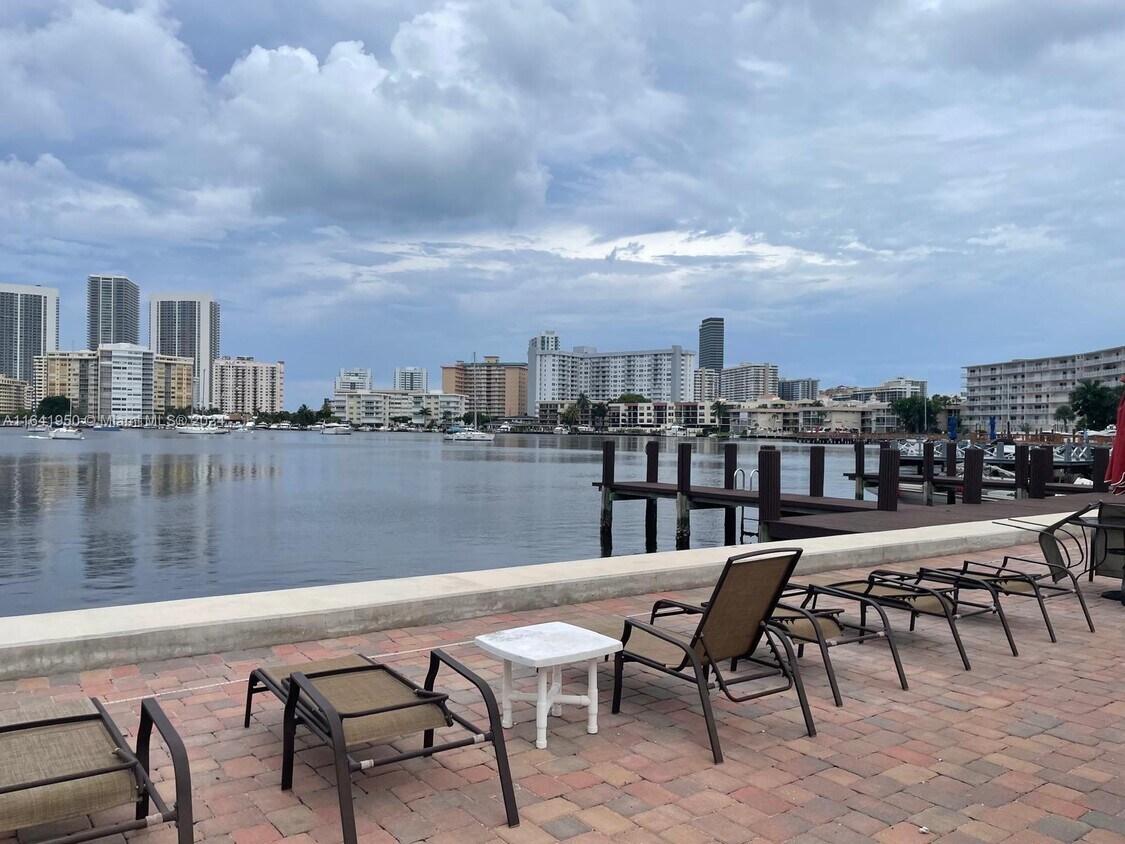 450 Golden Isles Dr Unit 2F, Hallandale Beach, FL 33009 - Condo for ...