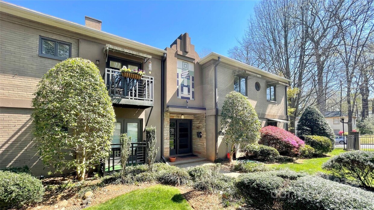 227 N Dotger Ave Unit E15, Charlotte, NC 28207 - Condo for Rent in ...