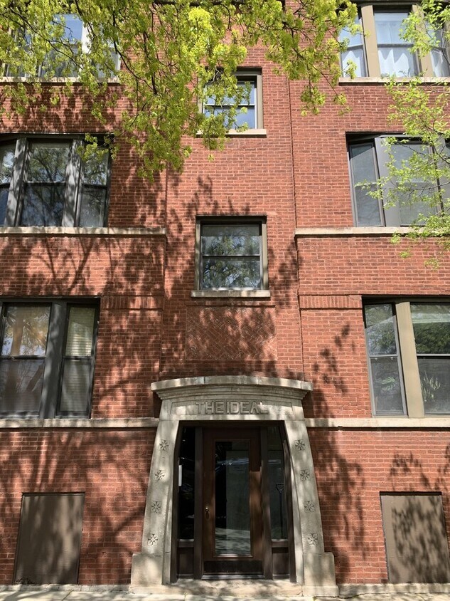 3142 W George St Unit C2, Chicago, IL 60618 - Condo for Rent in Chicago ...