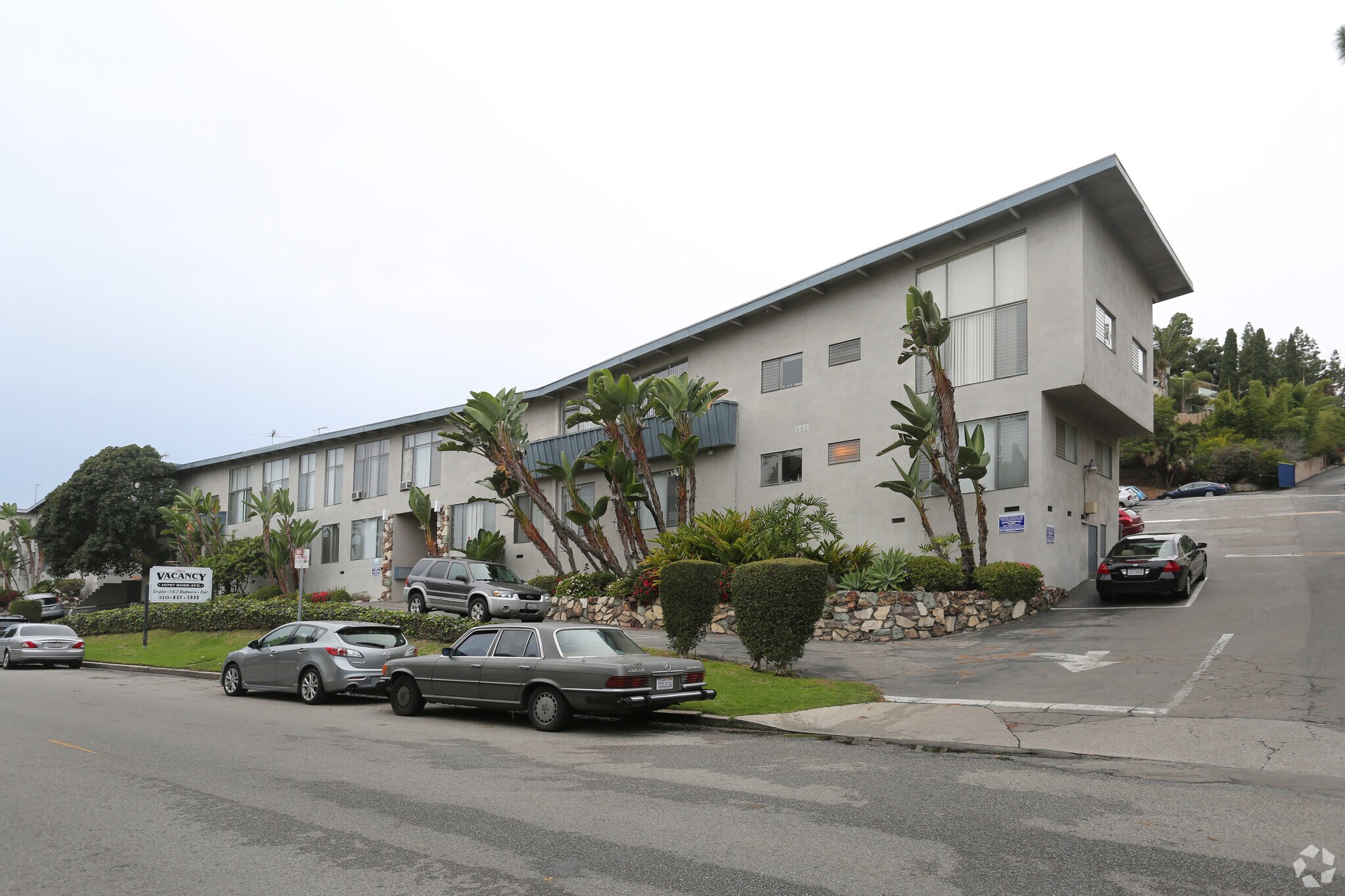Boca Raton Apartments - 10767 Rose Ave Los Angeles, CA 90034 ...