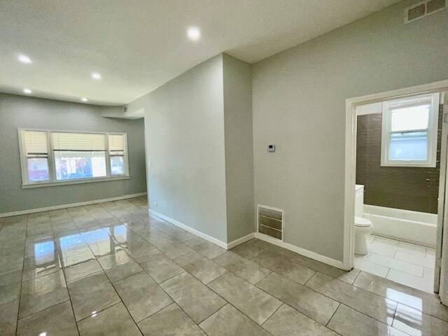 4635 S Honore St, Chicago, IL 60609 - House Rental in Chicago, IL ...