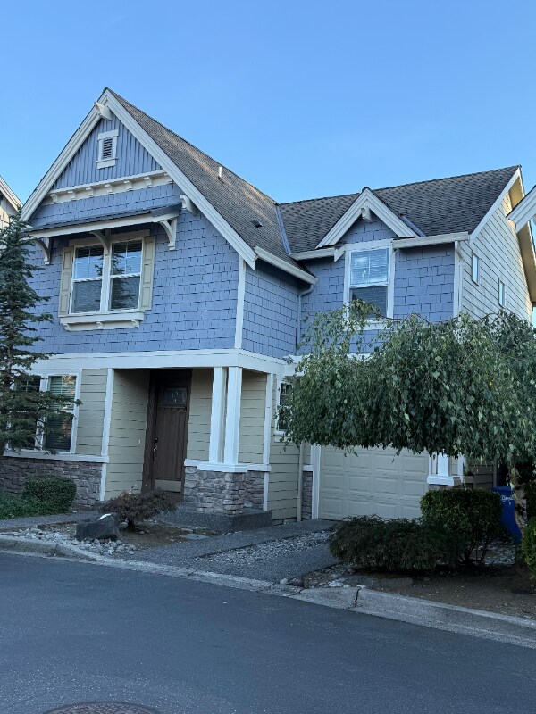 Country Village-Lake Pleasant Apartments for Rent with a Yard - Bothell ...