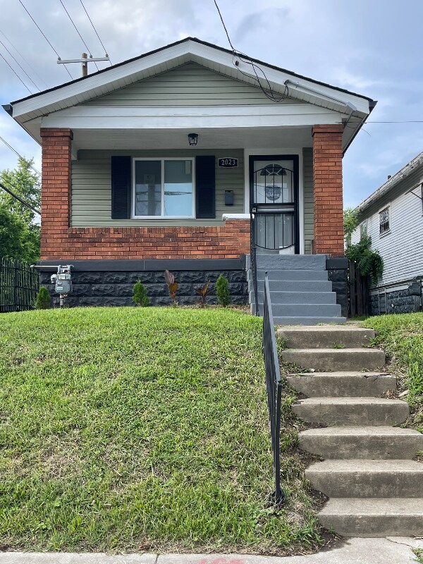 Flora Heights Apartments for Rent with Parking - Louisville, KY ...