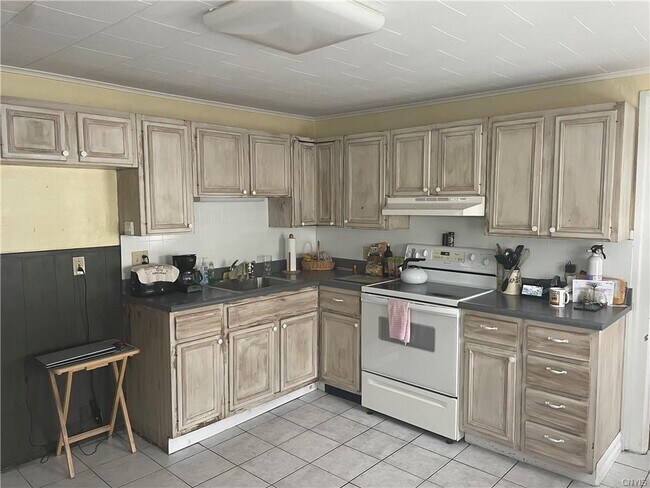 27 Oxford Rd, New Hartford, NY 13413 - House Rental in New Hartford, NY ... 27 Oxford Rd, New Hartford, NY 13413 - House Rental in New Hartford, NY ...