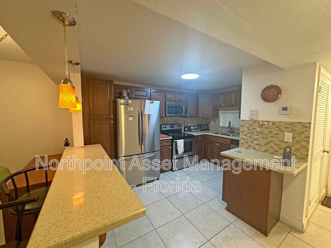 8980 S Hollybrook Blvd, Pembroke Pines, FL 33025 - House Rental in ...