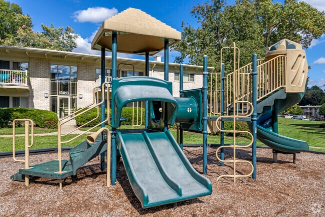 Halpine View Apartments - 13013 Crookston Ln Rockville, MD | Apartments.com