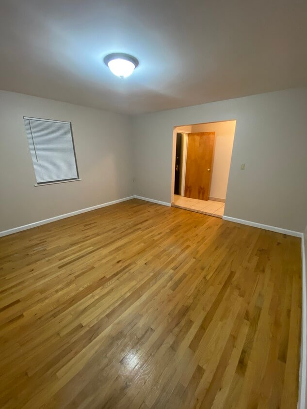 1090 Pelham Pky S Unit 1, Bronx, NY 10461 - 1090 Pelham Pky S Bronx, NY ...