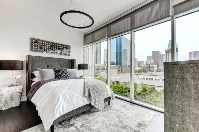Cirque Residences - 2500 N Houston St Dallas, TX - Apartments for Rent ...