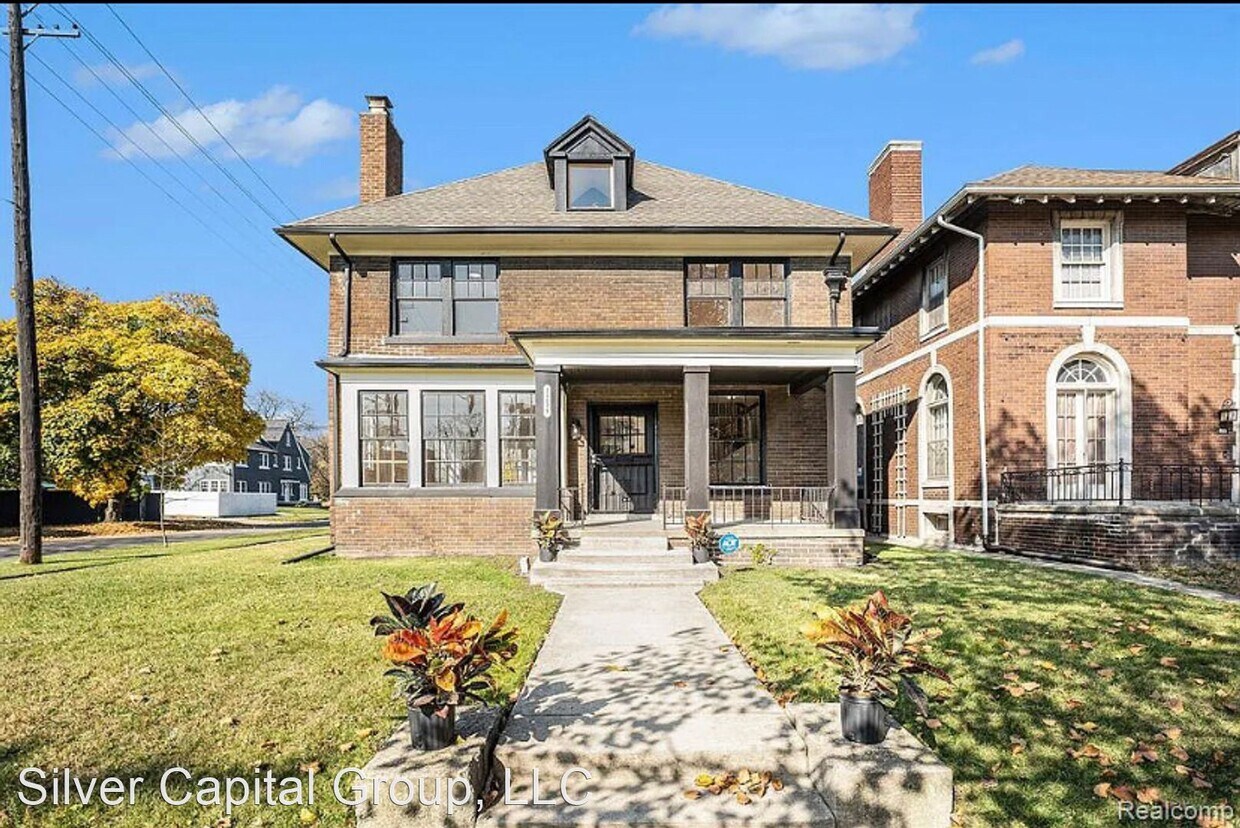 1258 Longfellow St, Detroit, MI 48202 - House Rental in Detroit, MI ...