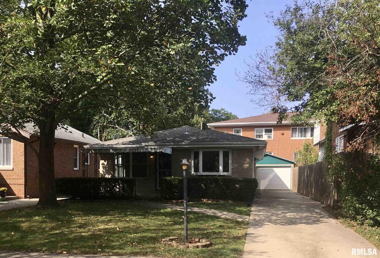 1705 Dial Ct, Springfield, IL 62704 - House Rental in Springfield, IL ...