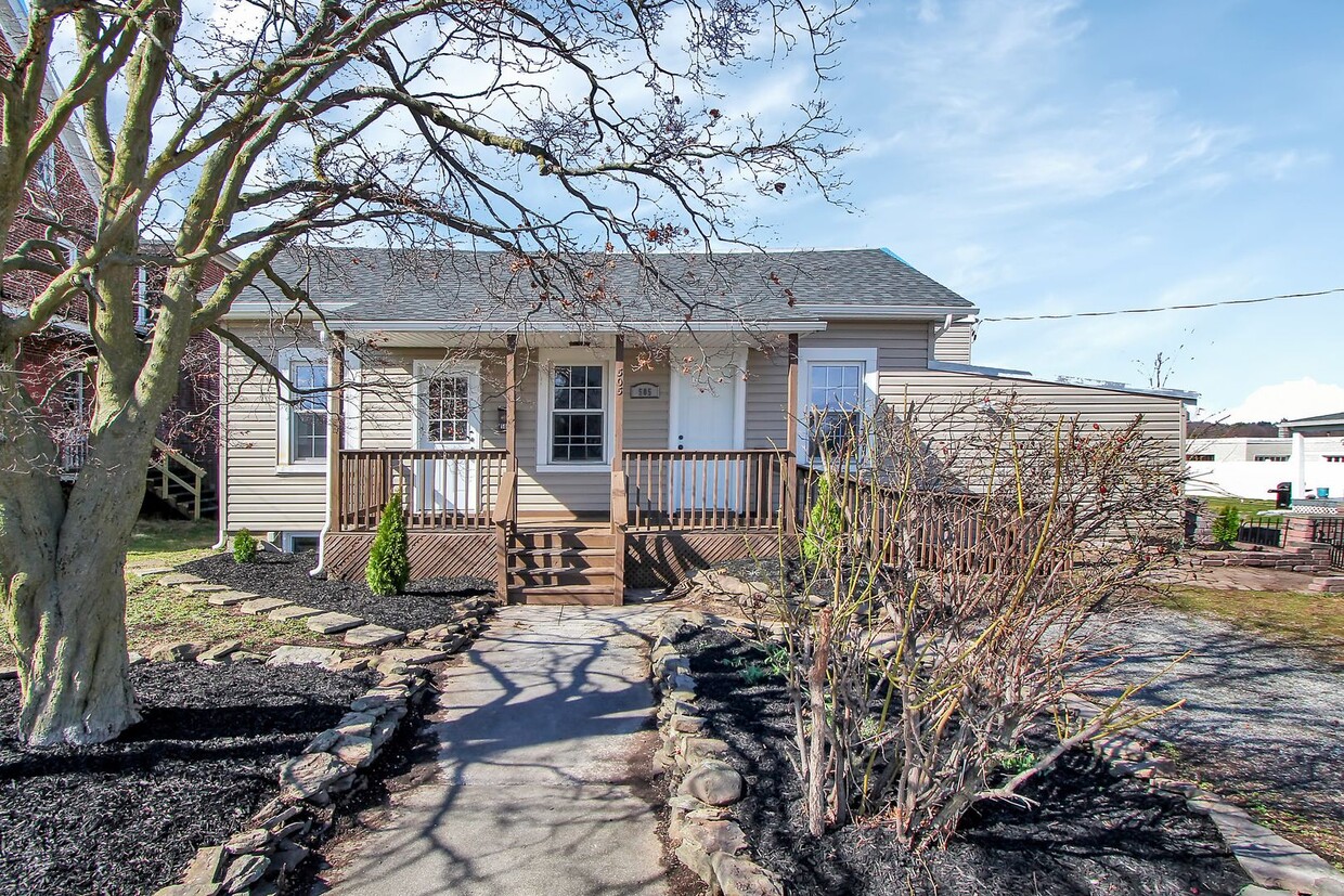 505 E Market St, Hallam, PA 17406 - House Rental in Hallam, PA ...