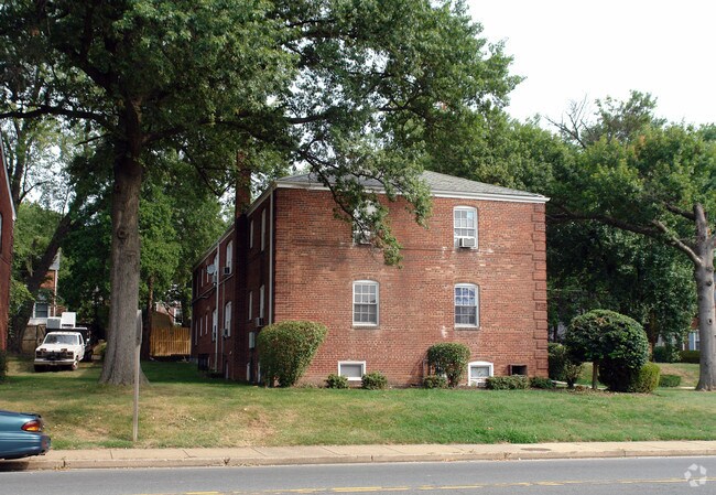 Westover Apartments Apartments - Arlington, VA | Apartments.com