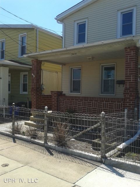 304 Brook St, Bristol, PA 19007 - House Rental in Bristol, PA ...