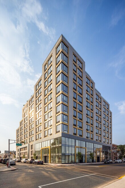 Bergen Point Apartments for Rent with Hardwood Floors - Bayonne, NJ ...