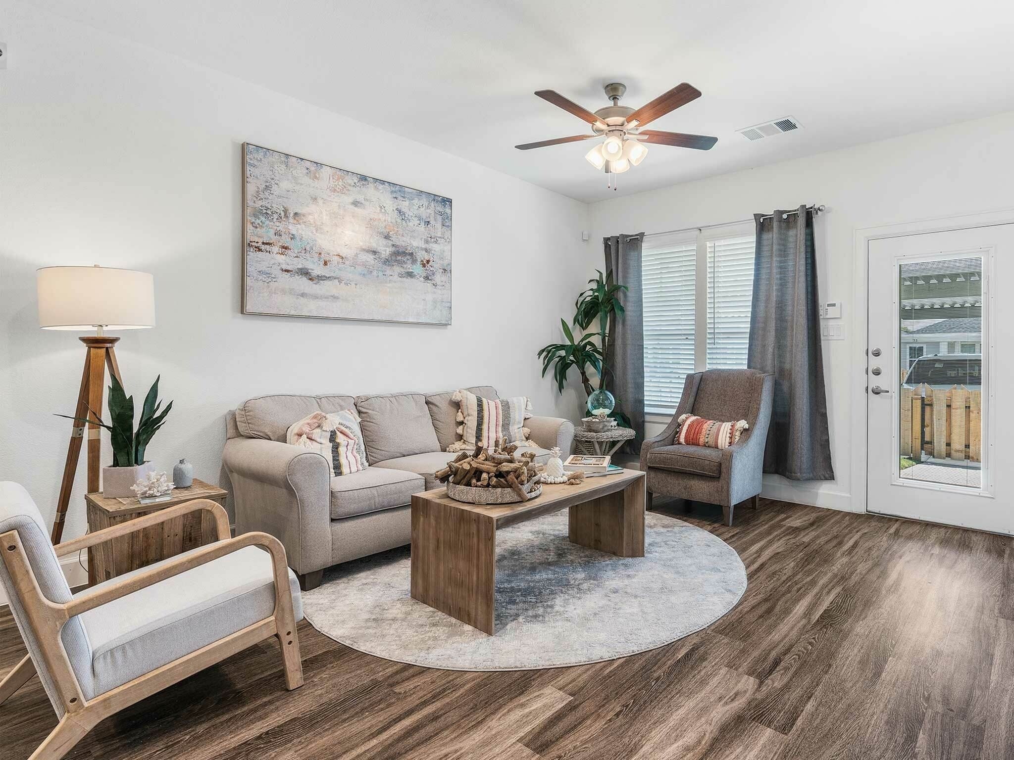 LEO at West Fork- Single Family Rental Homes - 2490 S Loop 336 W Conroe ...