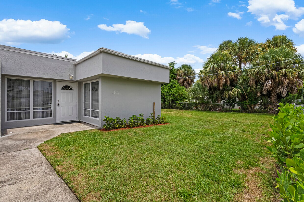 2425 Ranch House Rd Unit # 1-2425, West Palm Beach, FL 33406 - 2425 ...