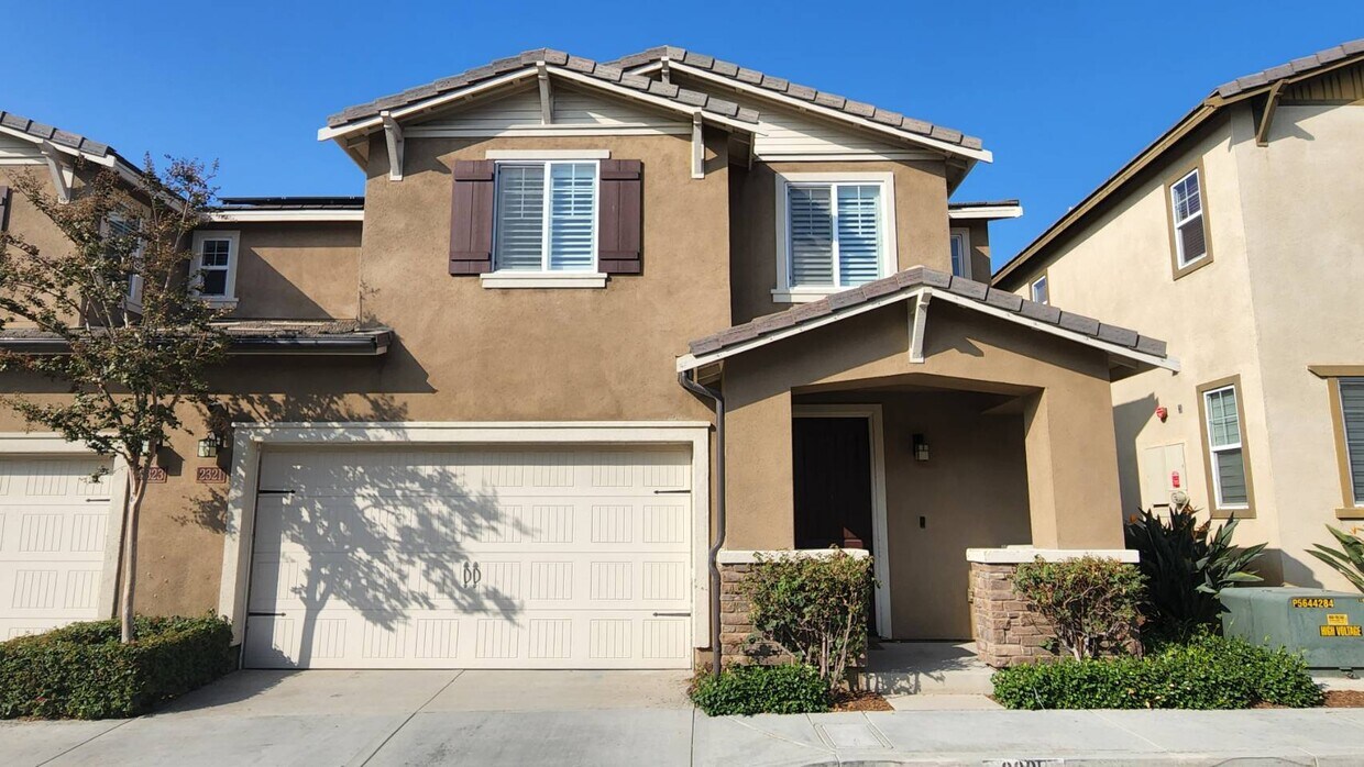 2321 Navigation Cir, Placentia, CA 92870 - Townhome Rentals in ...