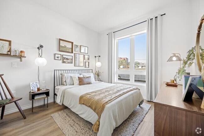 Washington Square Apartments for Rent with High Ceilings - Brookline ...