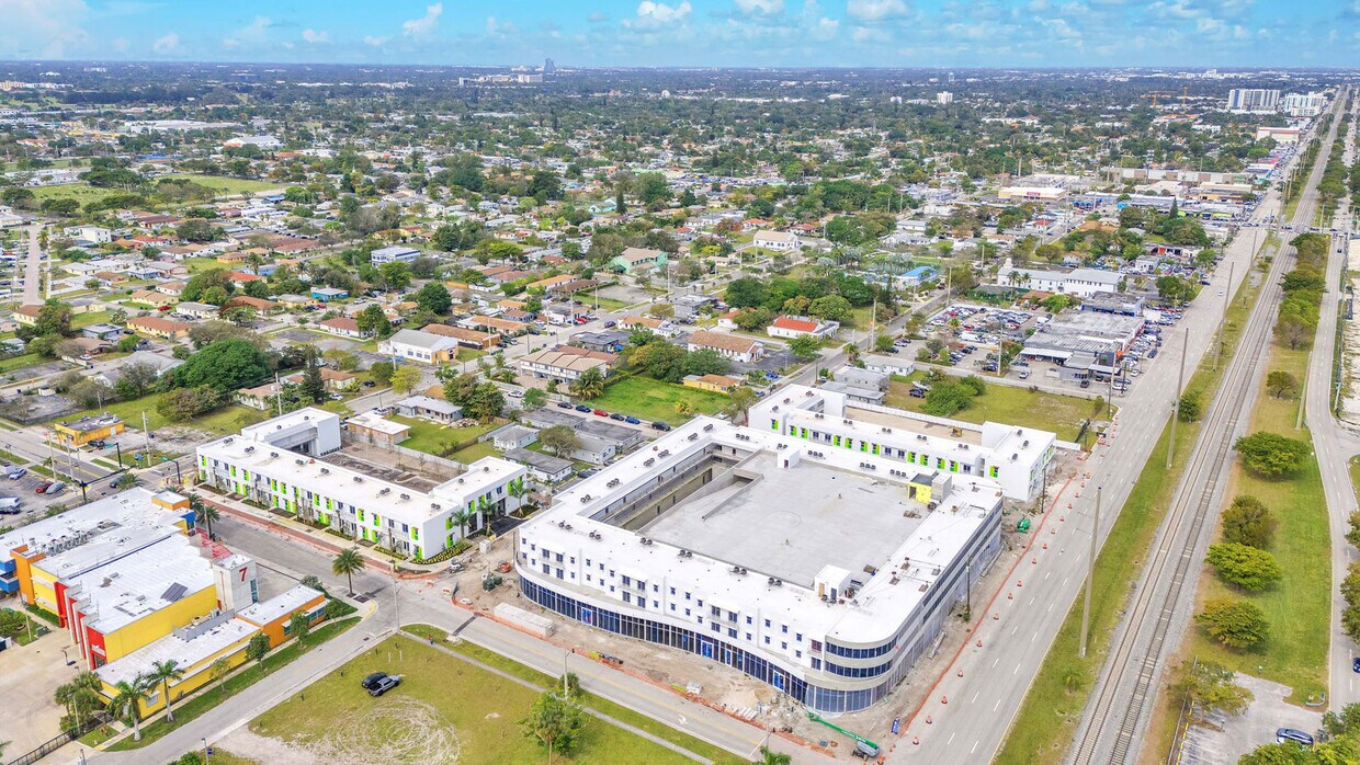 Hallandale City Center - Apartments in Hallandale Beach, FL ...